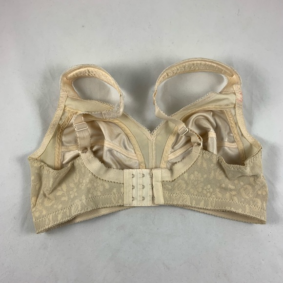 Playtex | Intimates & Sleepwear | 36c Playtex 8hr Beige Vintage Bra ...